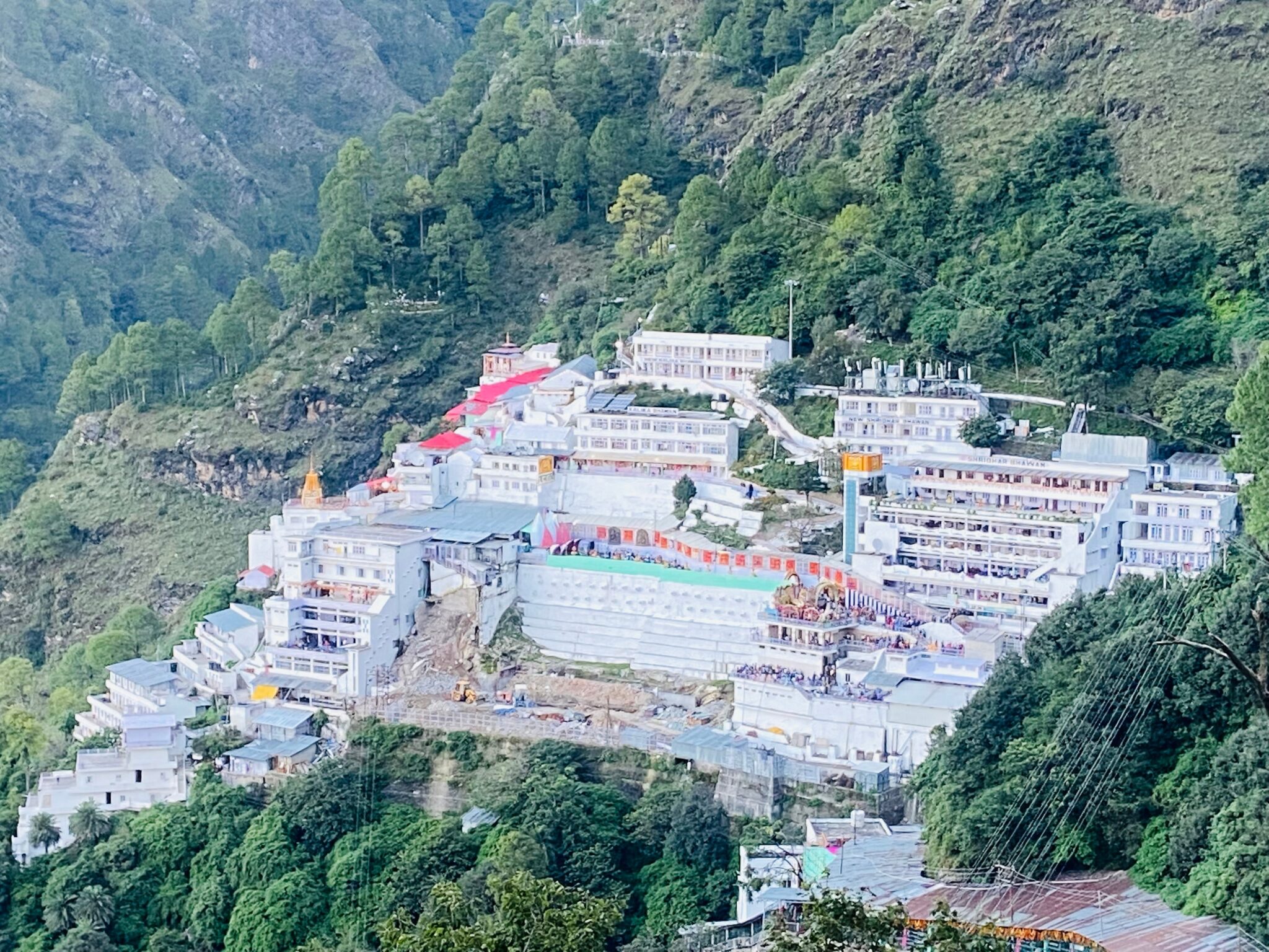 Planning a Trip to Mata Vaishno Devi: A Complete Travel Guide for Devotees! - PaytmTravelBlog